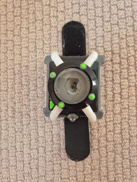 BEN 10 ULTIMATE Omnitrix Deluxe Watch FX Lights & Sounds BANDAI Alien ...