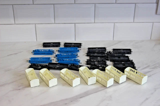 BODY AND SPARES For Hornby Caledonian 4 Wheel Coach R110 R212 R213 R219 ...