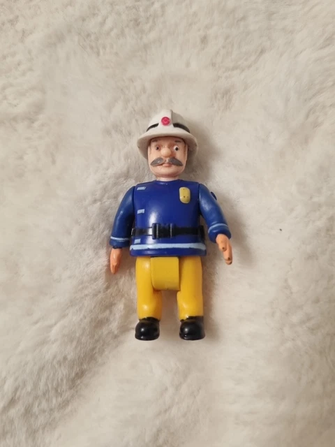 FIREMAN SAM STATION Officer Steele 2.5" Figure #3 2009 Prism £4.99 ...