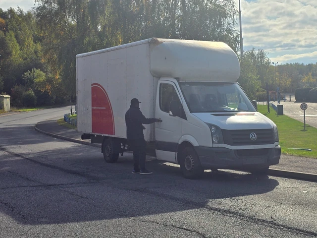 VOLKSWAGEN CRAFTER LUTON CURTAINSIDER VAN 2015 EXTRA LWB 4.8m loading ...