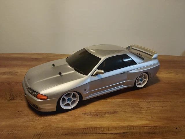 TAMIYA TA02 SPECIAL racing chassis, Skyline R32 GTR , Please read ...