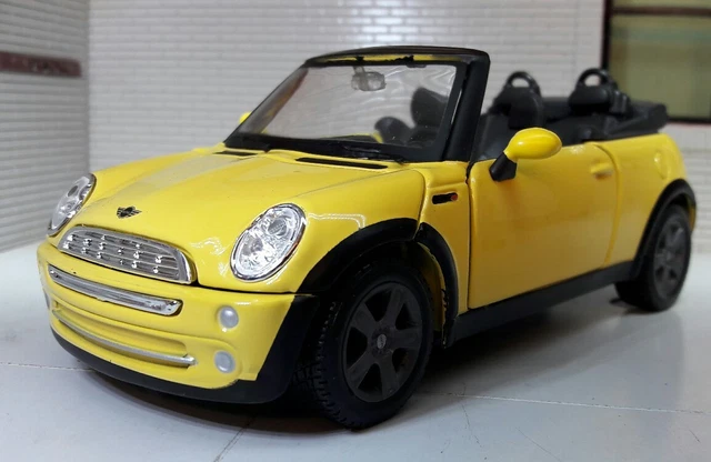 MINI COOPER S Cabrio Convertible Maisto 1:24 Diecast Yellow Model Scale ...