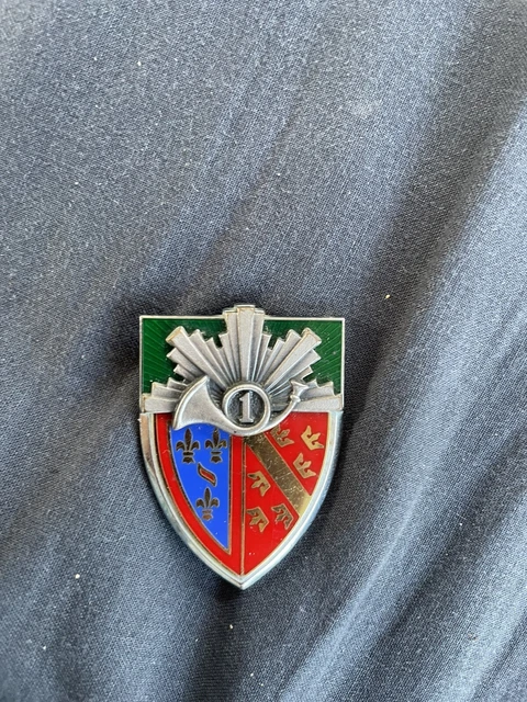 CAVALERIE 1 ER REGIMENT DE CHASSEURS Insigne Pucelle EUR 10,00 - PicClick FR