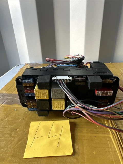 MERCEDES SLK R171 Front Fuse Box SAM Relay Control Unit Module ...