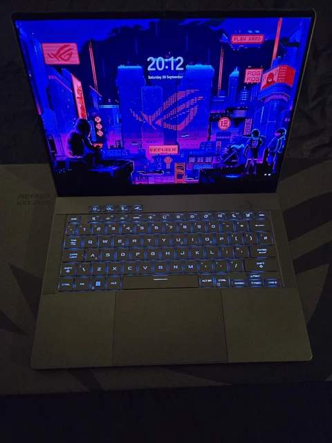 ASUS ZEPHYRUS G14 2024 - OLED Display, AMD Ryzen 9, 4070, 32gb + 3yr ...