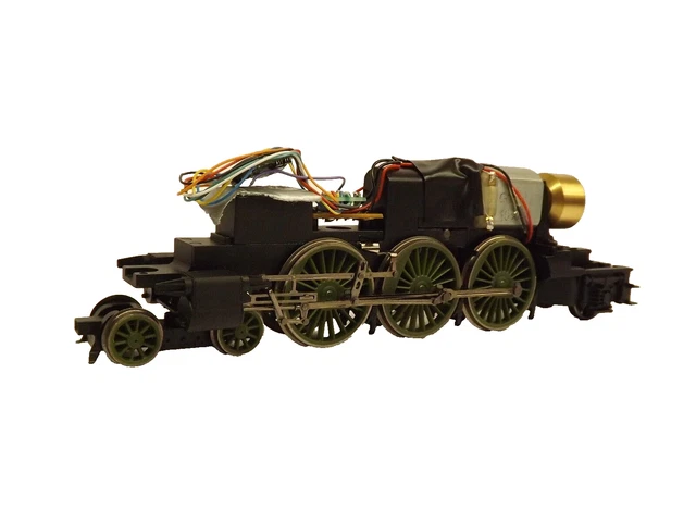 SOLD AS SEEN****** Hornby Railroad LNER A3 Chassis Only (OO Scale ...