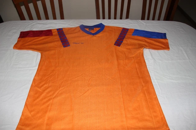 CAMISETA FUTBOL VINTAGE F.c Barcelona Modelo Com Final Wembley Marca ...