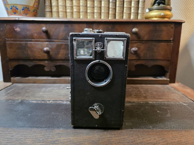 ANCIEN APPAREIL PHOTO "Le radieux" par E. Girard et A. Boitte - Début ...