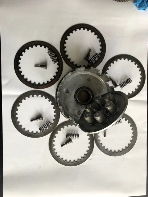 YAMAHA RD 250 Clutch Basket With Pressure Plate U.Screws 278-16511-00 £ ...