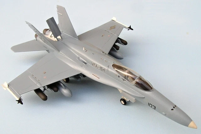MCDONNELL DOUGLAS F/A 18 Hornet ,U.S.Navy 198,scale 1/48,Hand-made ...