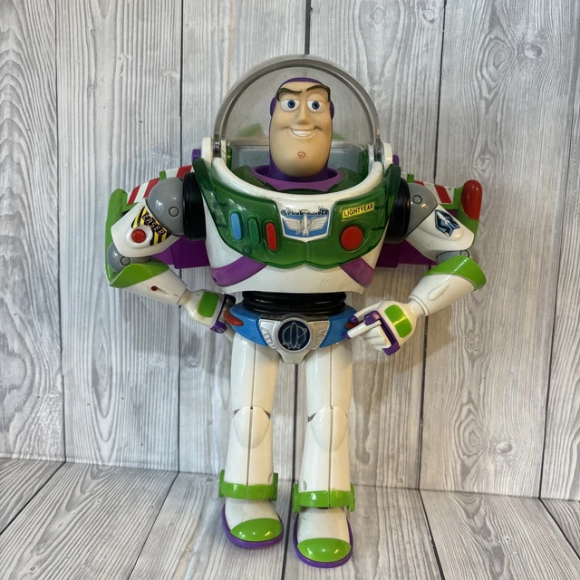 TOY STORY BUZZ Lightyear Turbo Glow with Anti-Gravity Utility Belt ...