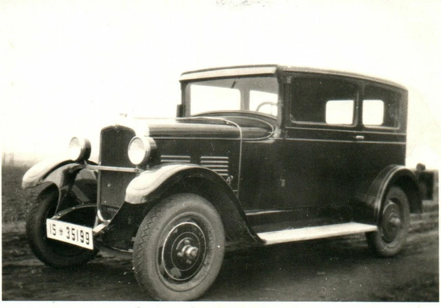 FOTO, 2.WK, WEHRMACHT: Eine Opel 1,8 Liter Limousine (MB)21182 EUR 14 ...