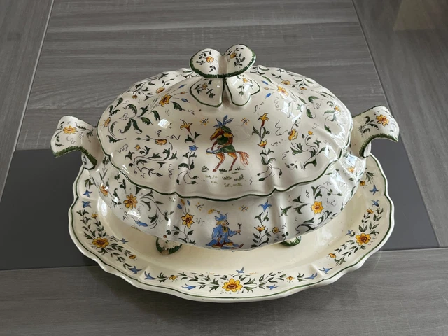SOUPIÈRE + PLAT faïence Moustiers grotesques XVIIIe datée 1780 EUR 90 ...