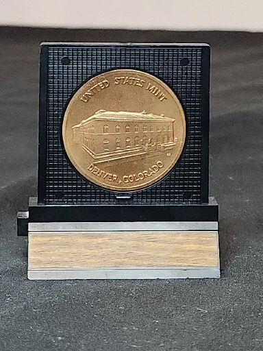 VINTAGE UNITED STATES Mint Denver Colorado 1876-1976 Centennial Bronze ...