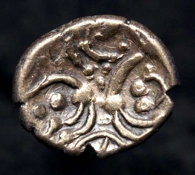 CELTIC BASE GOLD Stater Of East Wiltshire, Savernake Forest £360.00 ...