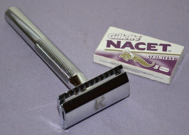 KING C GILLETTE Chrome Plated Handle Safety Razor W/Box of Blades ...