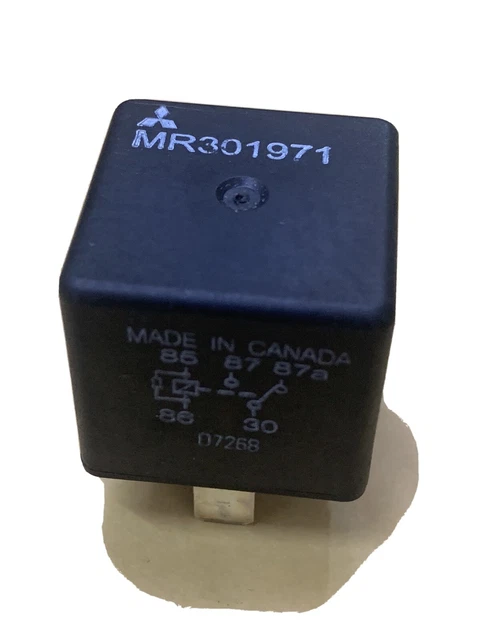 MITSUBISHI RELAY MR301971 shogun pajero fuse 3.2 DID Mk3 2001 2002 2003 ...