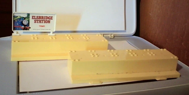 THOMAS THE TANK Engine and Friends Tomy Trackmaster Elsbridge Sign / 2 ...