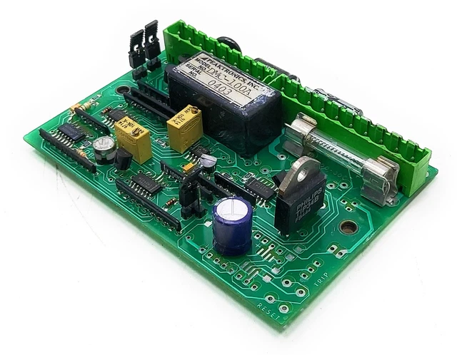CARTE DE CIRCUIT Du Contrôleur De Moteur DC Peaktronics DMC-100A EUR ...