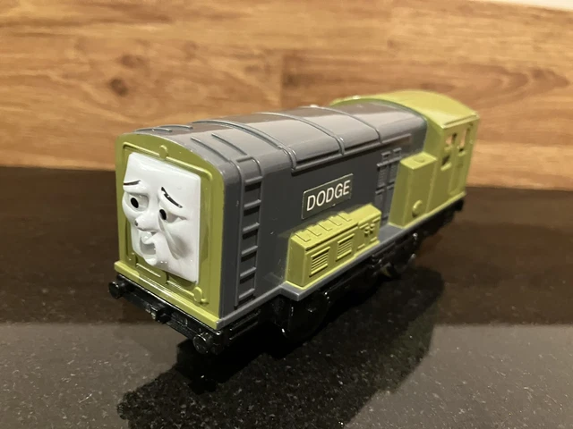 TOMY TRACKMASTER DODGE Thomas The Tank Engine Battery Operated Train ...