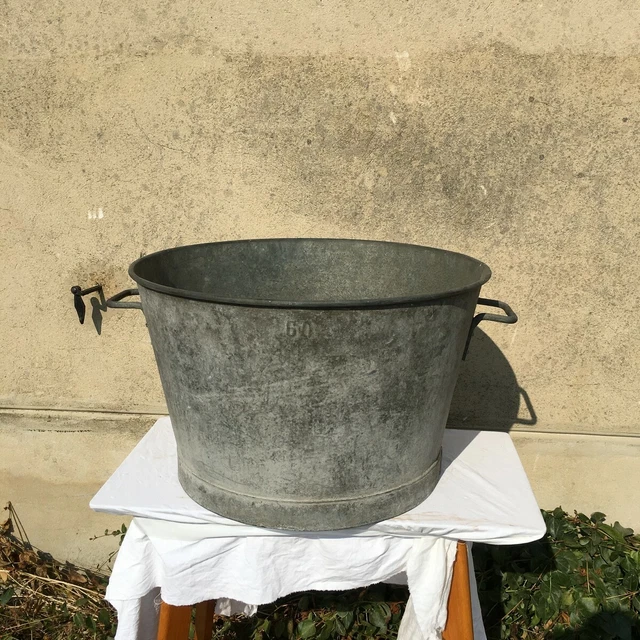 BASSINE OU TUB de 60 litres en bon état correct EUR 50,00 - PicClick DE