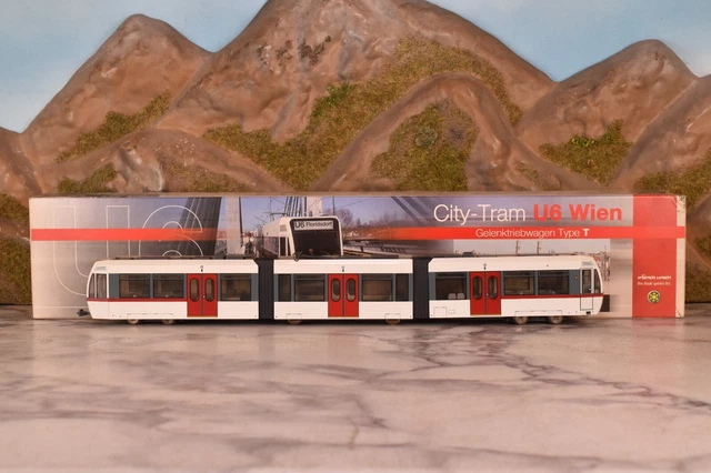 WIENER LINIEN H0 City-Tram U-Bahn U6 Wien Type T - unmotorisiert ...