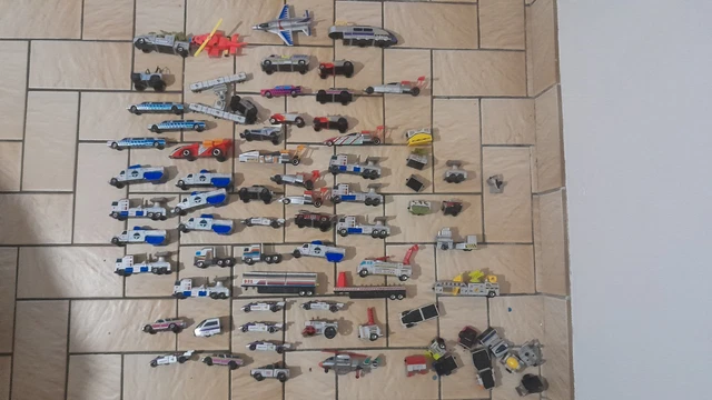 MATCHBOX ENORME LOT Votiures + Camions Avions Matchbox Connectables EUR ...