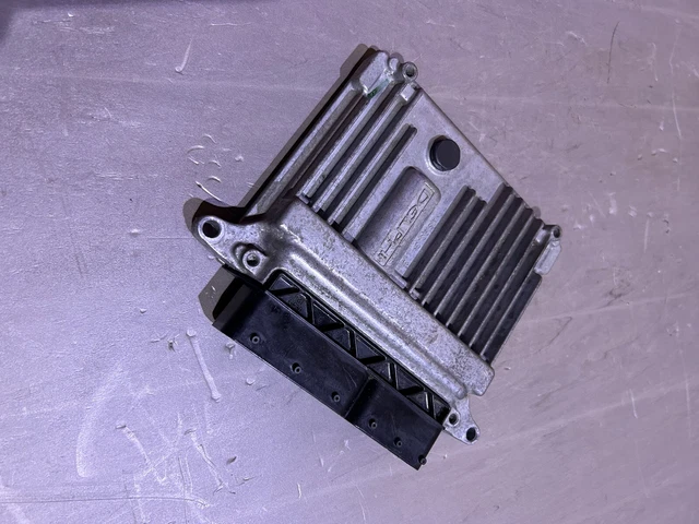 MERCEDES E-CLASS ECU Engine Control Unit W211 2.2 Diesel E220 CDI ...