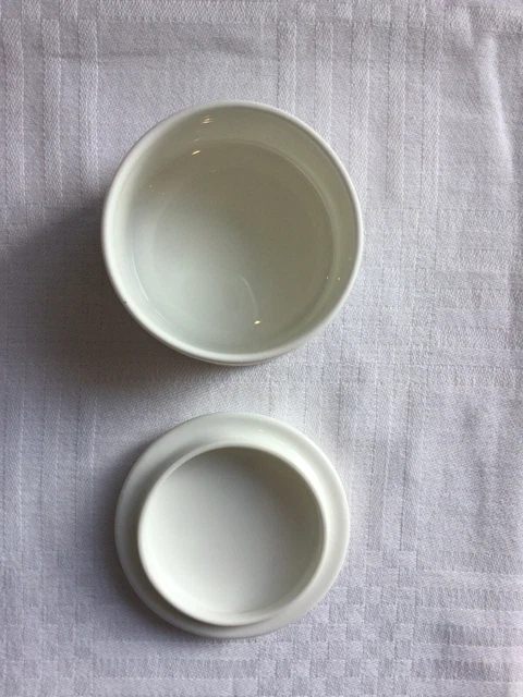 ROYAL CROWN DUCHY ‘ Canterbury Garden ‘ English Bone China Trinket Pot ...