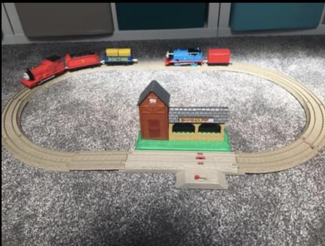 THOMAS THE TANK Engine Track Master McCall’s Farm Including James And ...