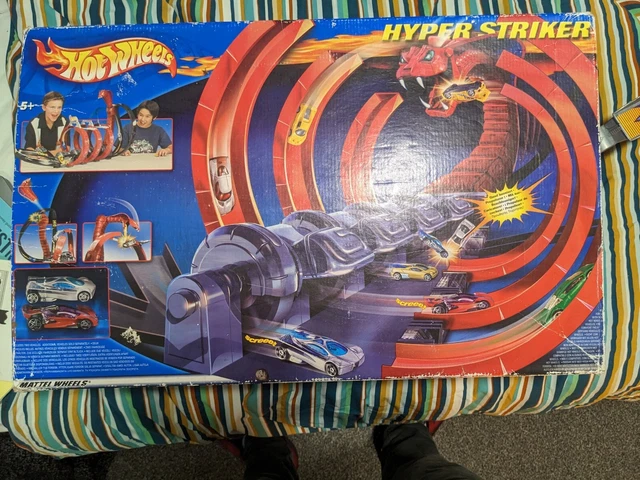RARE VINTAGE MATTEL Hot Wheels Hyper Striker Motorized Stunt Track ...