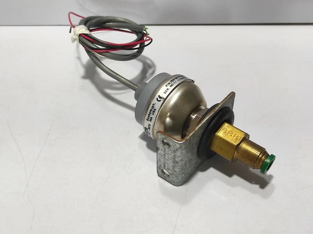 SETRA 2091001PG2M1102 PRESSURER Transducer Range 0-1 PSIG Excit 24VDC ...