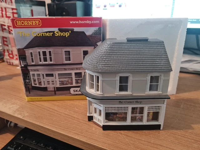 HORNBY THE CORNER Shop R9770 OO/HO Model Railway Building New And ...