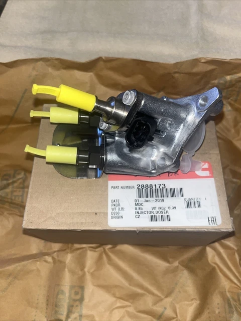 DEF DOSER DIESEL Exhaust Fluid Injector For Cummins ISX Trucks Part ...