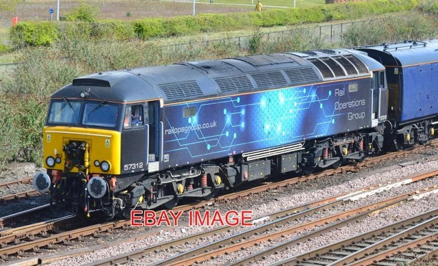 PHOTO CLASS 57 Loco No 57312 At Dundee (5) £1.85 - PicClick UK