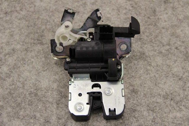 ORIGINAL AUDI A4 8W VW Passat B8 flap lock 3G0827503A lock lid lock £17 ...