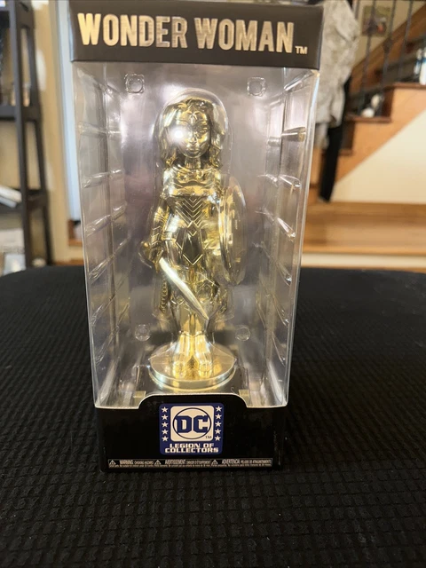 GOLD WONDER WOMAN - DC Legion Of Collectors Hero 2017 Funko Trophy New ...