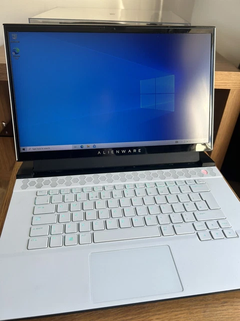 ALIENWARE M15 R3 Gaming Laptop RTX 2070 Super. 16GB RAM. Intel 10750h ...