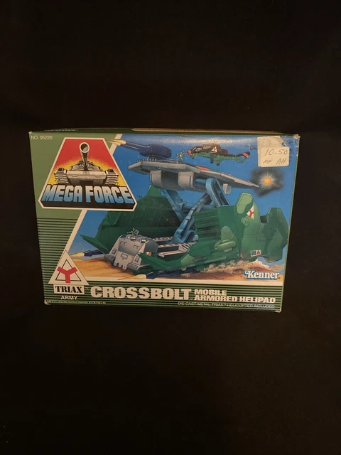 VINTAGE 1989 KENNER Mega Force Crossbolt Mobile Armored Helipad Triax ...