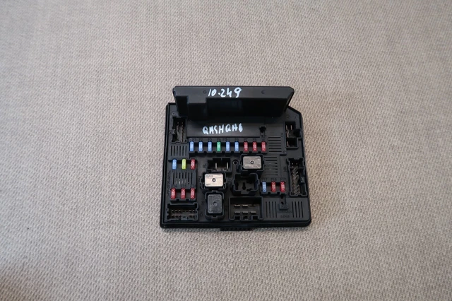 NISSAN QASHQAI J10 Mk1 2010-2013 Fuse Box Body Control Module ...