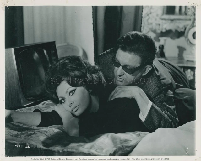 SOPHIA LOREN ALAN Badel Arabesque 1966 Photo Original #51 EUR 24,99 ...