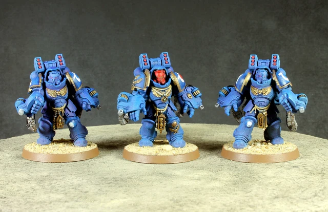 WARHAMMER 40K PRIMARIS Ultramarines Space Marine Aggressor Squad ...