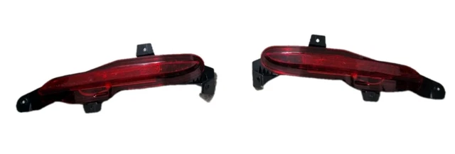 LAND ROVER VELAR Set of (LH)+(RH) Rear Fog Lights - LR181916 + LR181915 ...