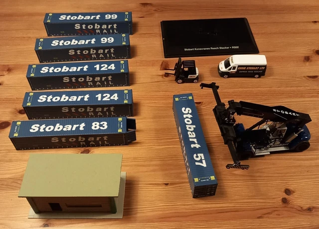 OXFORD / CORGI Stobart Rail 40ft Containers, Stacker / Handling diorama ...