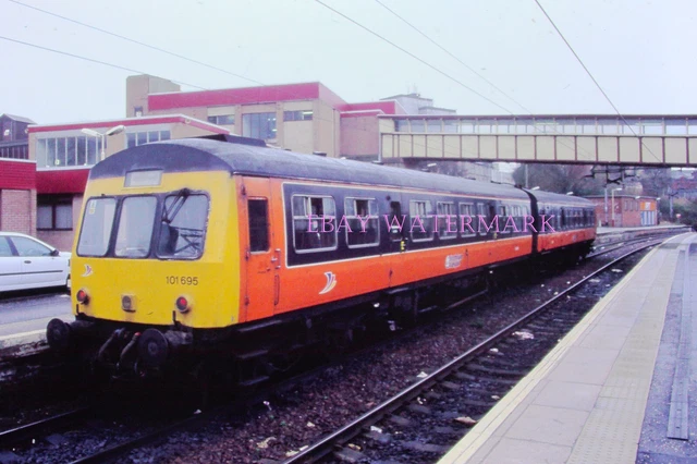 35MM SLIDE: DMU Locomotive 101695 (#82.429) £1.00 - PicClick UK