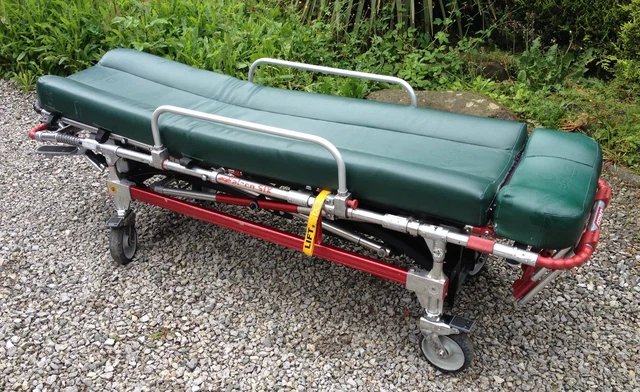 FERNO FALCON 6 Ambulance Stretcher Trolley Gurney £399.00 - PicClick UK