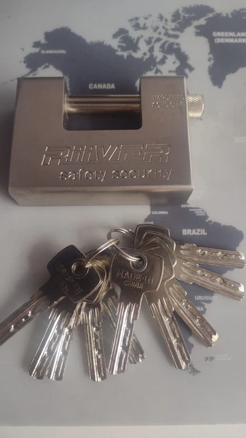 HEAVY DUTY PADLOCK Armoured Steel Container Shutter Lock With 10 Keys £ ...