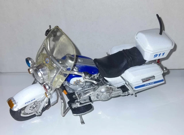 MAISTO HARLEY DAVIDSON California Highway Patrol Model Motorcycle Scale ...
