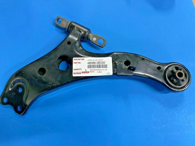 GENUINE TOYOTA 480690E020 Front Suspension Lower Control Arm Left 48069 ...