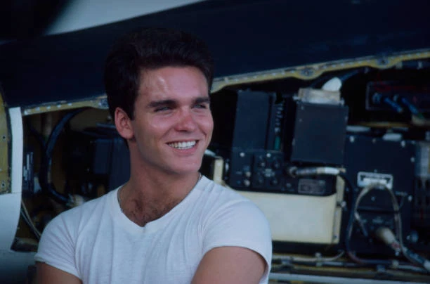 DAVID LAIN BAKER in the tv series 'Call to Glory'- 1985 Old Photo 1 $9. ...